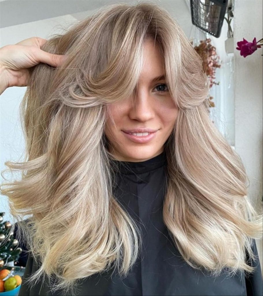 30 Perfect Face Framing Curtain Bangs Hairstyles to Wear