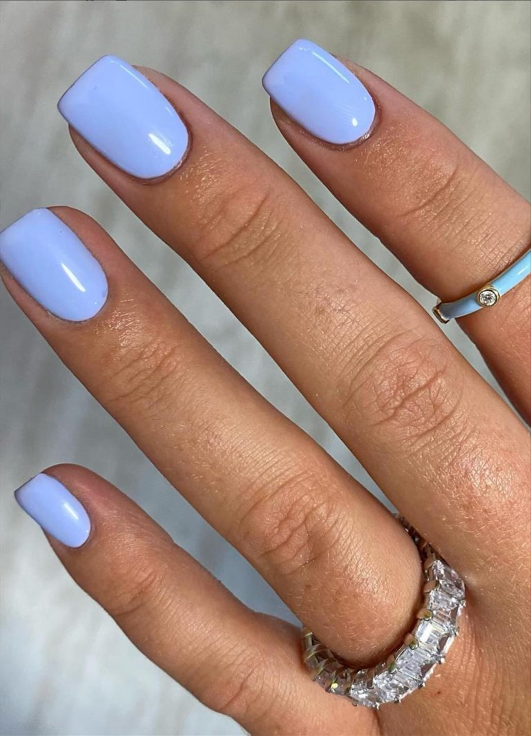 26 Trendy short square nails for a chic look