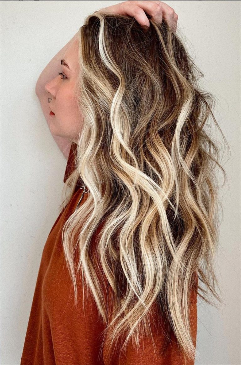 27 Pretty Blonde Highlights Ideas for Chic Looks - Lily Fashion Style