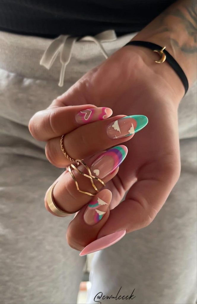 40 Stylish short almond-shaped nails to get inspired - Lily Fashion Style