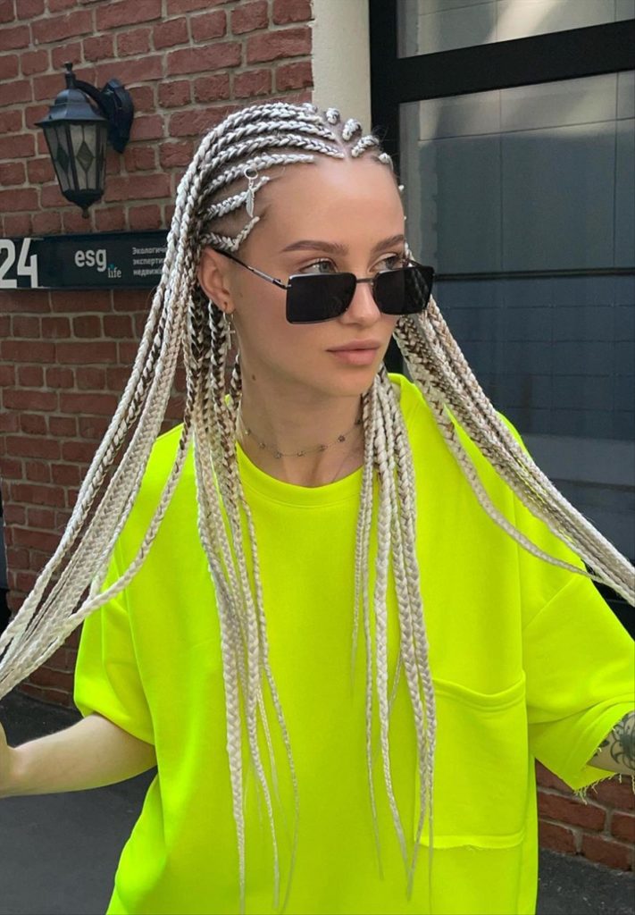 32 Cool braided hairstyle for your next look - Lily Fashion Style