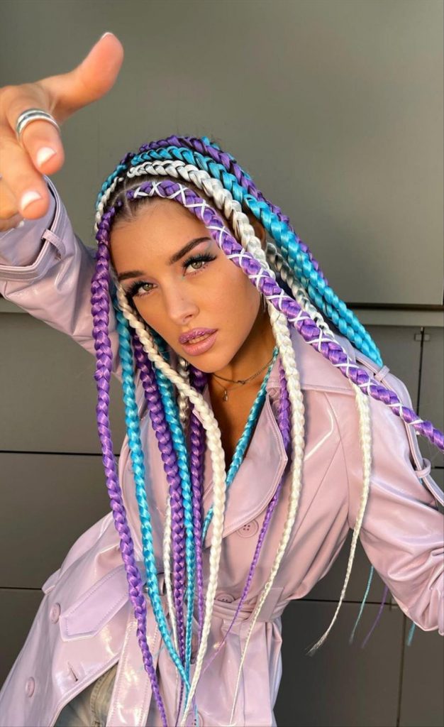 32 Cool braided hairstyle for your next look - Lily Fashion Style