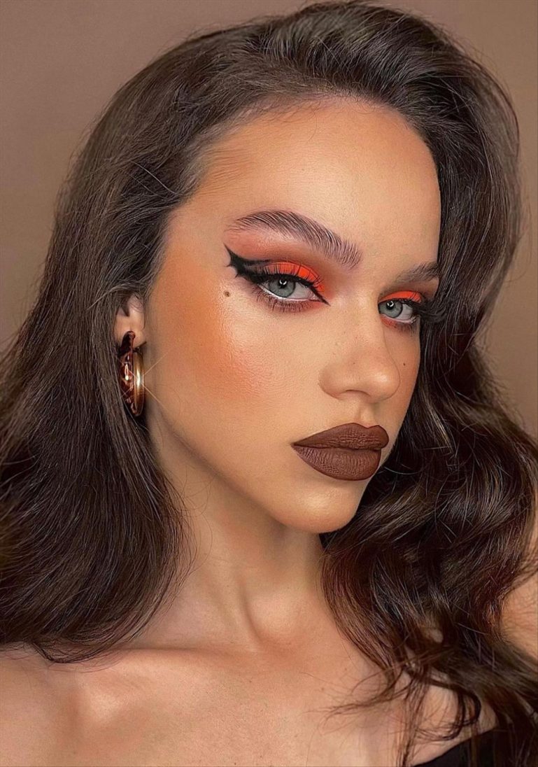 40 Trendy Fall Makeup Looks to Conquer the Season in 2022