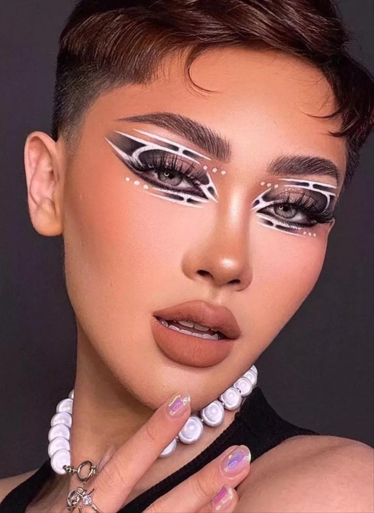 35+ Glam Christmas makeup looks and festival makeup ideas