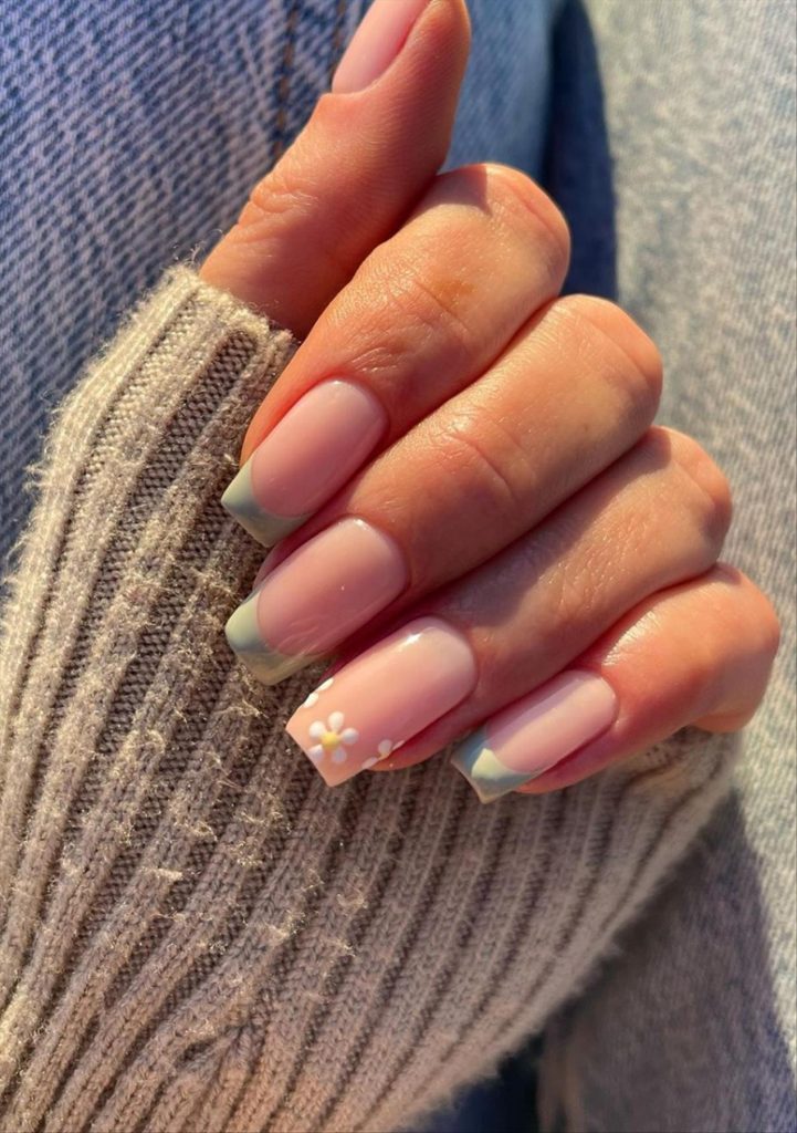 45 Elegant spring abstract nails and swirl nails to try - Lily Fashion ...