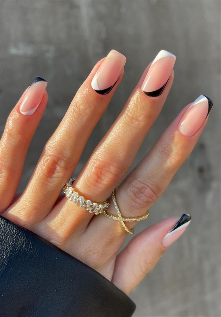 45 Elegant spring abstract nails and swirl nails to try - Lily Fashion ...