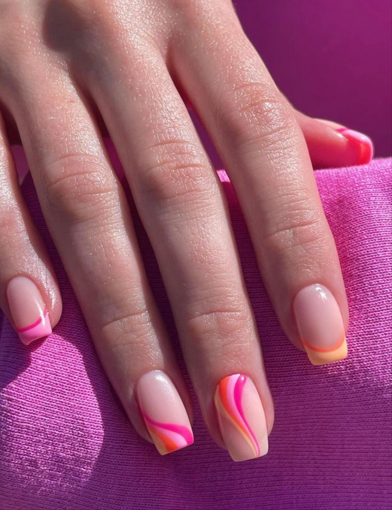 45 Elegant spring abstract nails and swirl nails to try - Lily Fashion ...