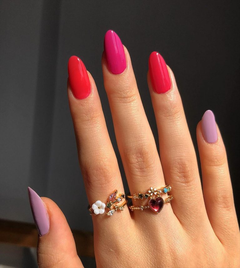 27 Natural Single nail colors with short almond nail shapes to try