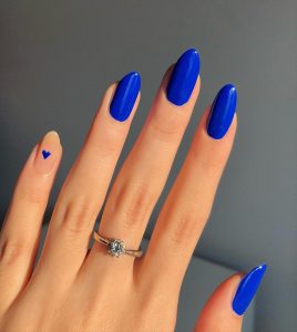 27 Natural Single nail colors with short almond nail shapes to try