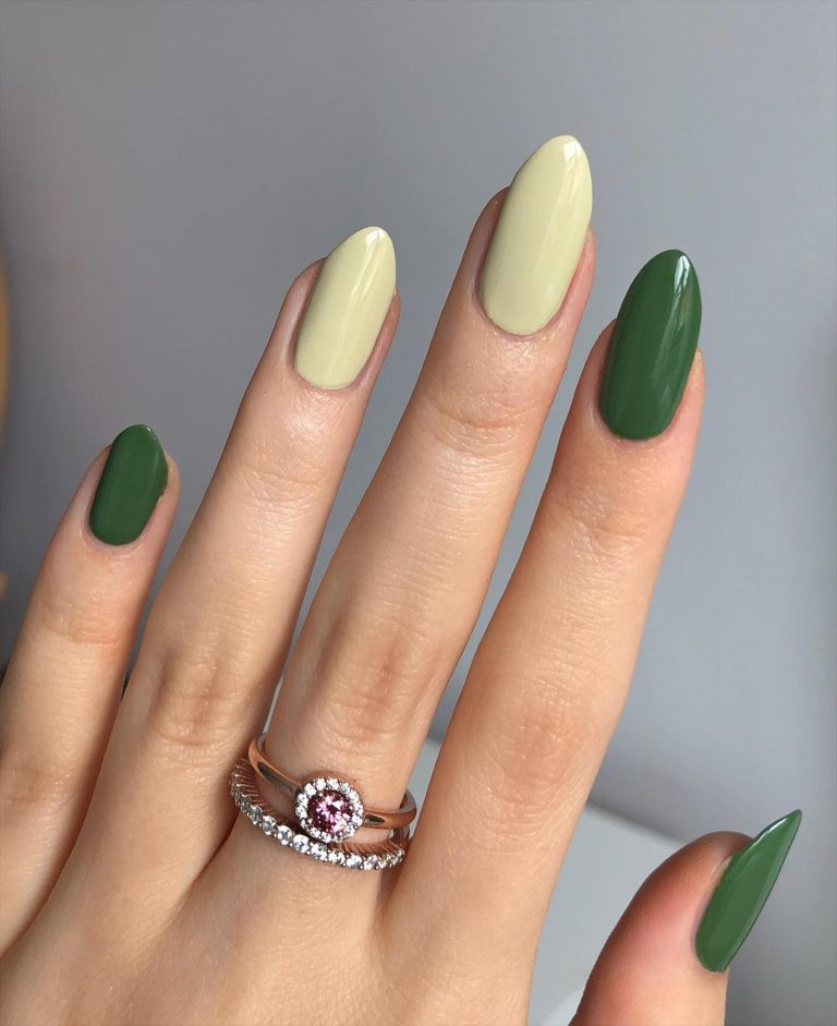 27 Natural Single nail colors with short almond nail shapes to try