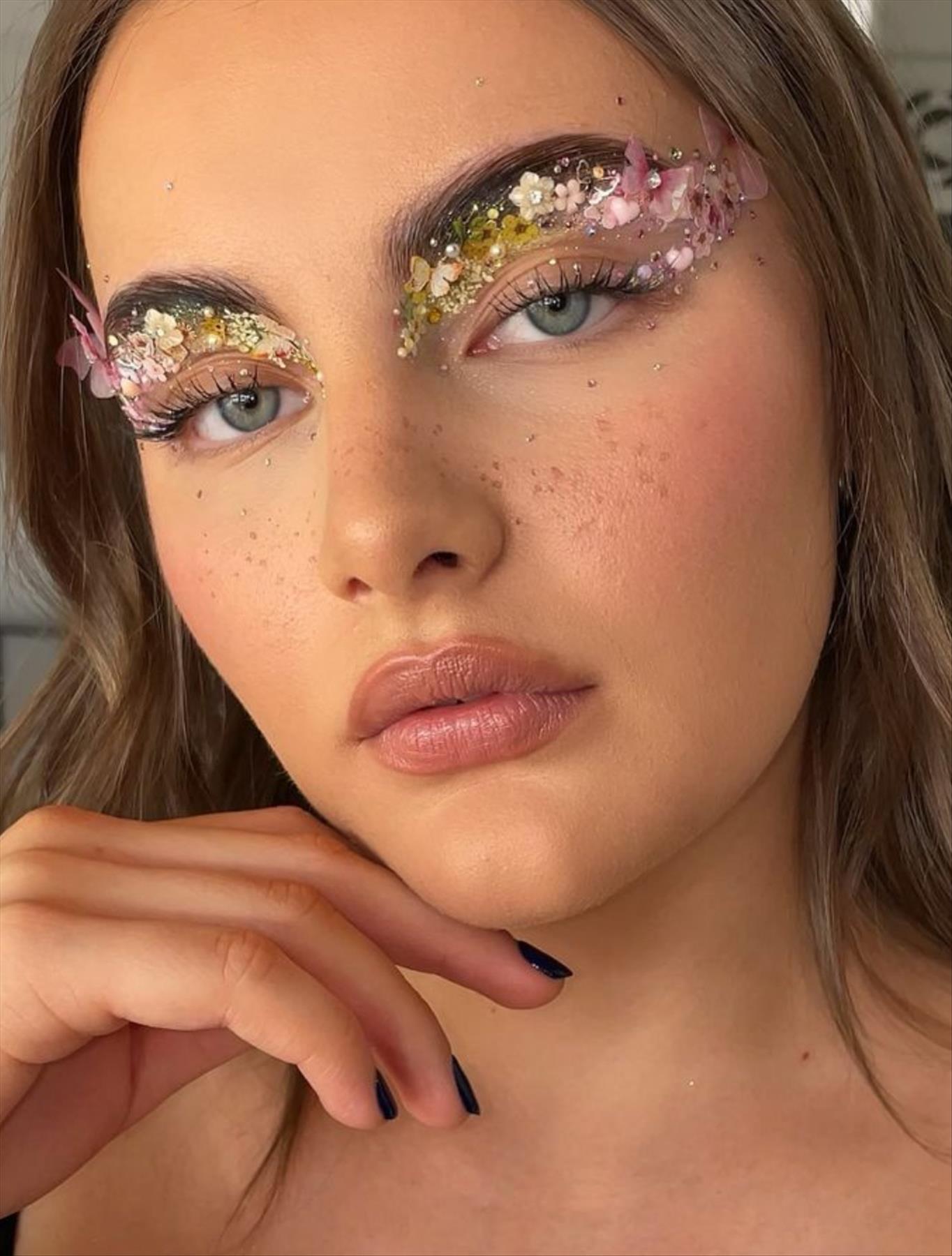 36 Sparkle & Glitter floral eye makeup looks ideas with rhinestone
