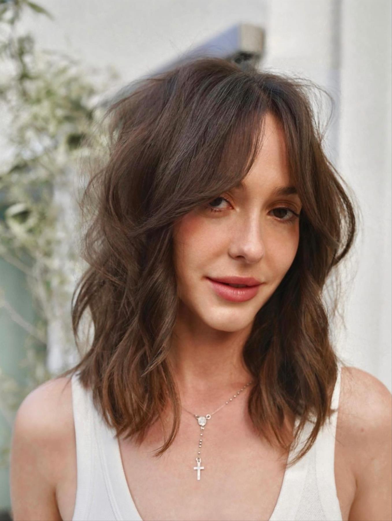 43 Best shaggy lob haircuts with bangs for cool girls - Page 2 of 2 ...