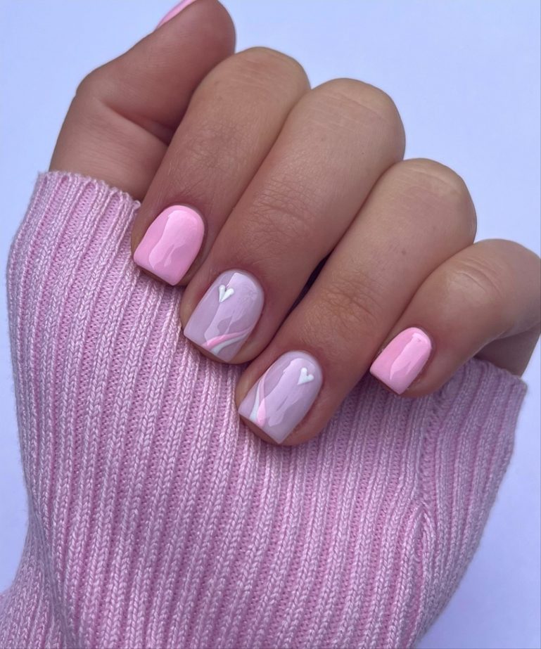 38 Pretty Valentine's Day nails with short square nail shape