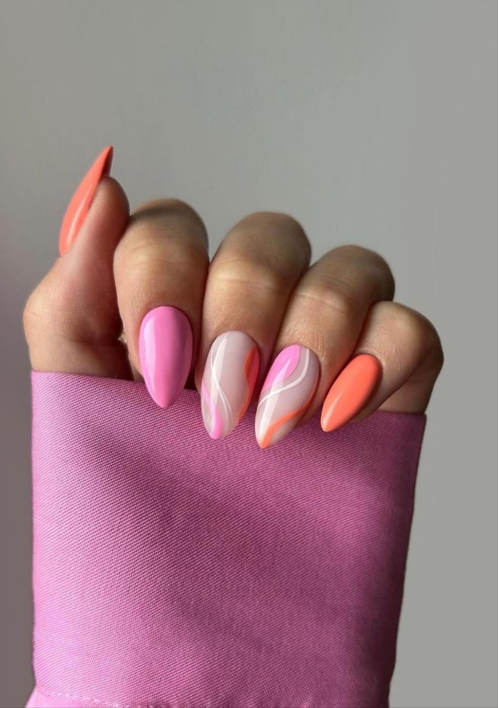 32 Fresh Short Almond Nails for a Stylish Summer Look